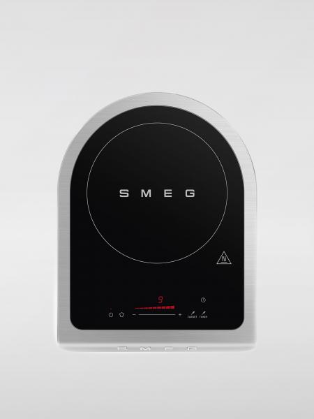 Smeg: luxury and contemporary style | GIGLIO.COM
