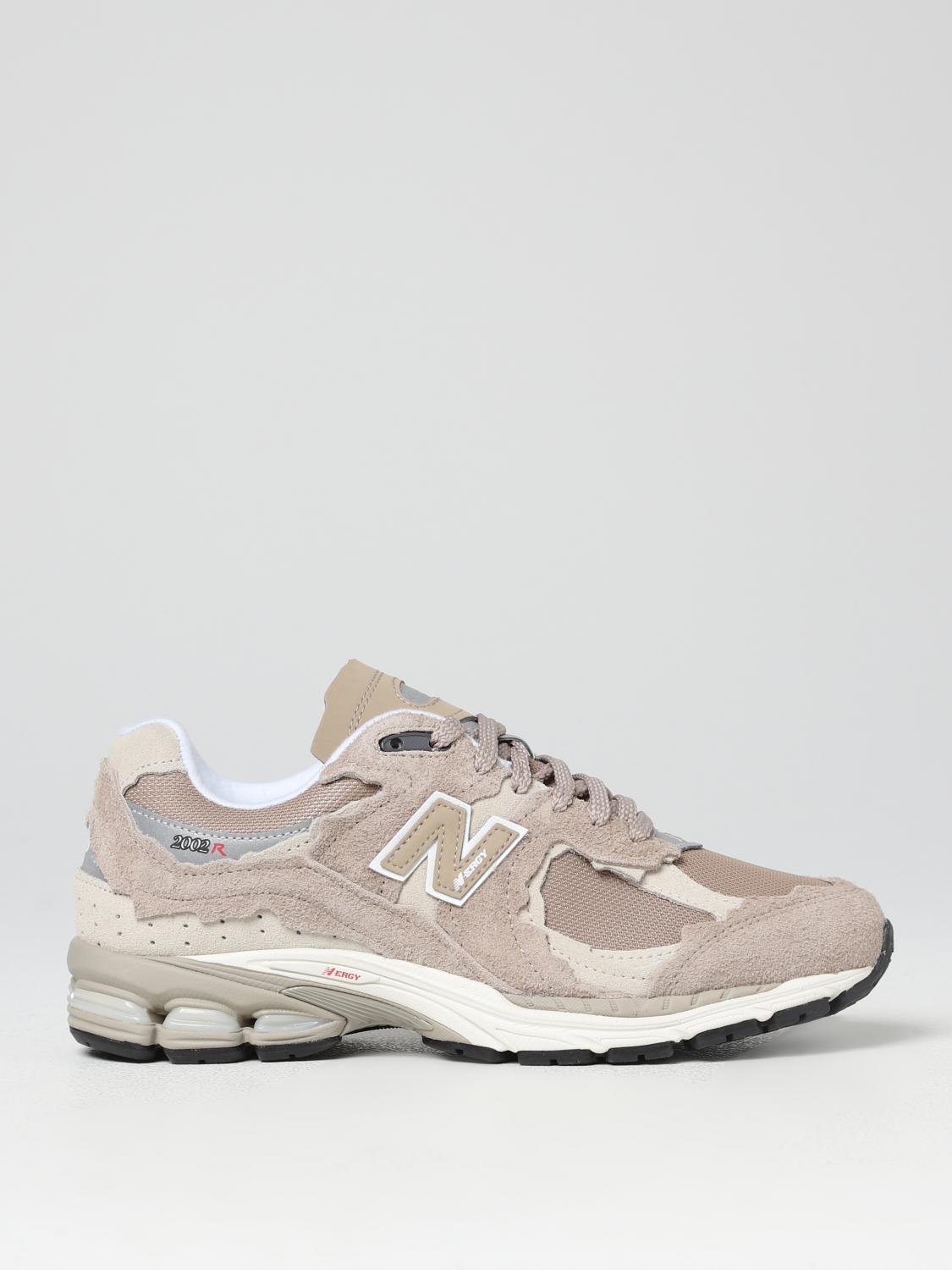 NEW BALANCE: Sneakers 2002RD in pelle e mesh - Beige | Sneakers New ...