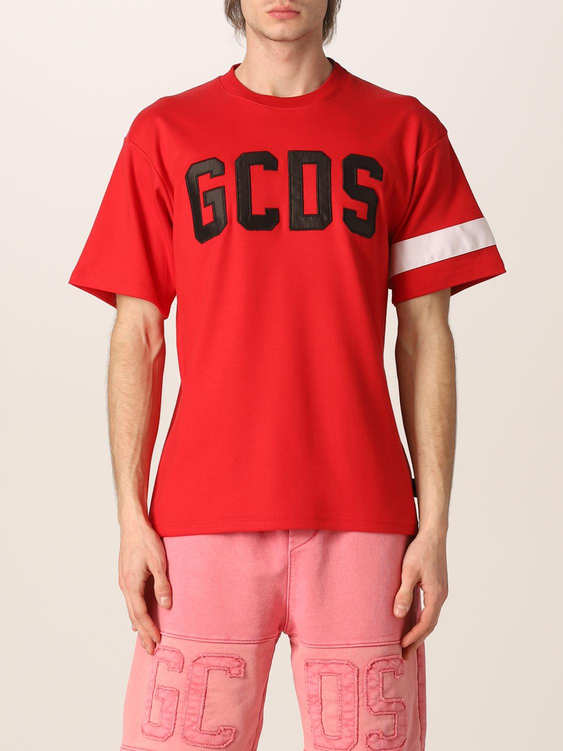GCDS: T-shirt with logo - Red | GCDS t-shirt CC94M021004 online at ...