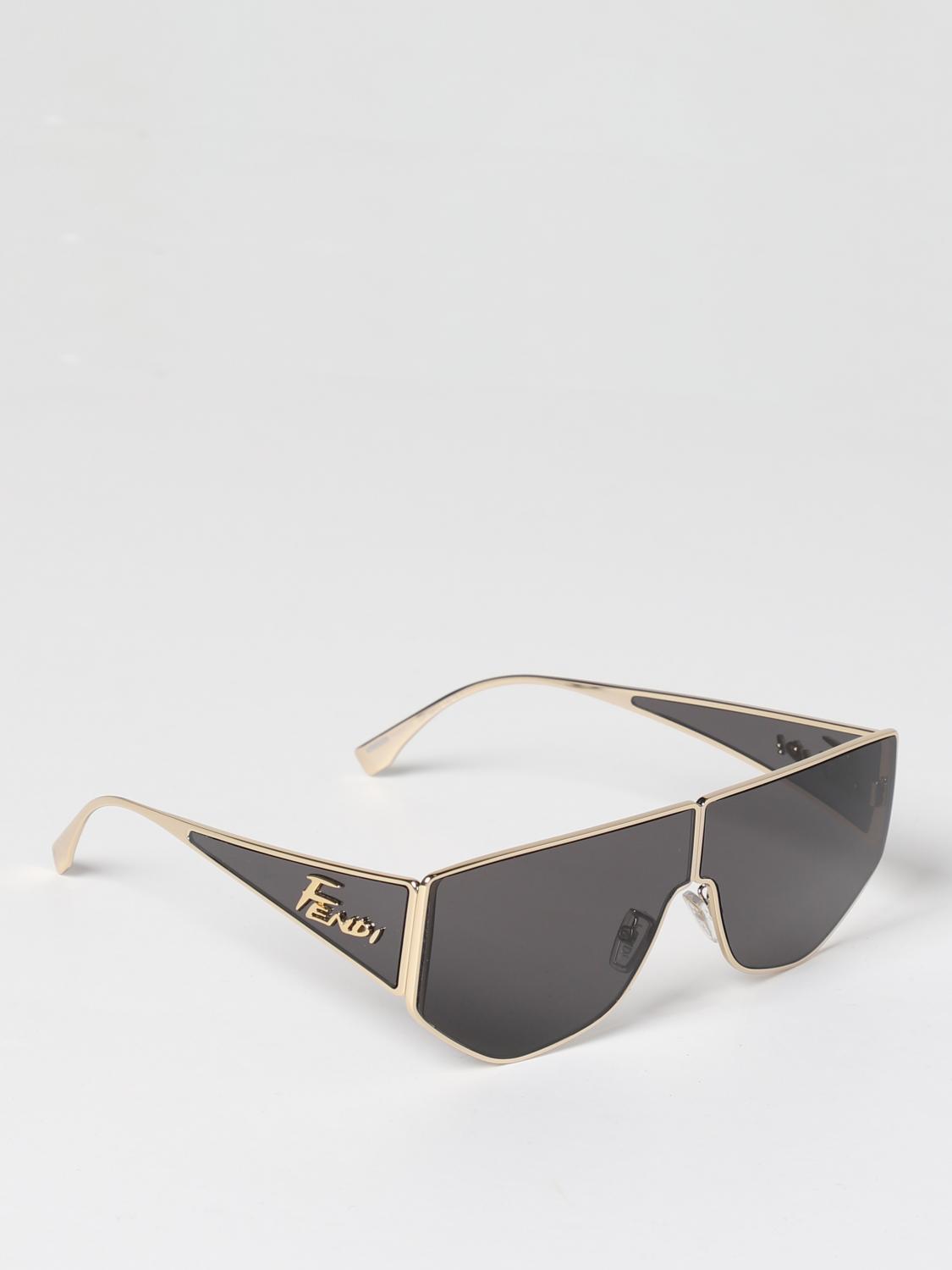 FENDI: Gafas mujer , Gris | Gafas De Sol Fendi FE40051U en línea en ...