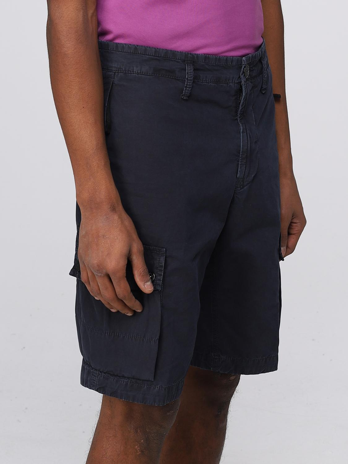 STONE ISLAND: Short men - Blue | Stone Island shorts 1015L11WA online ...