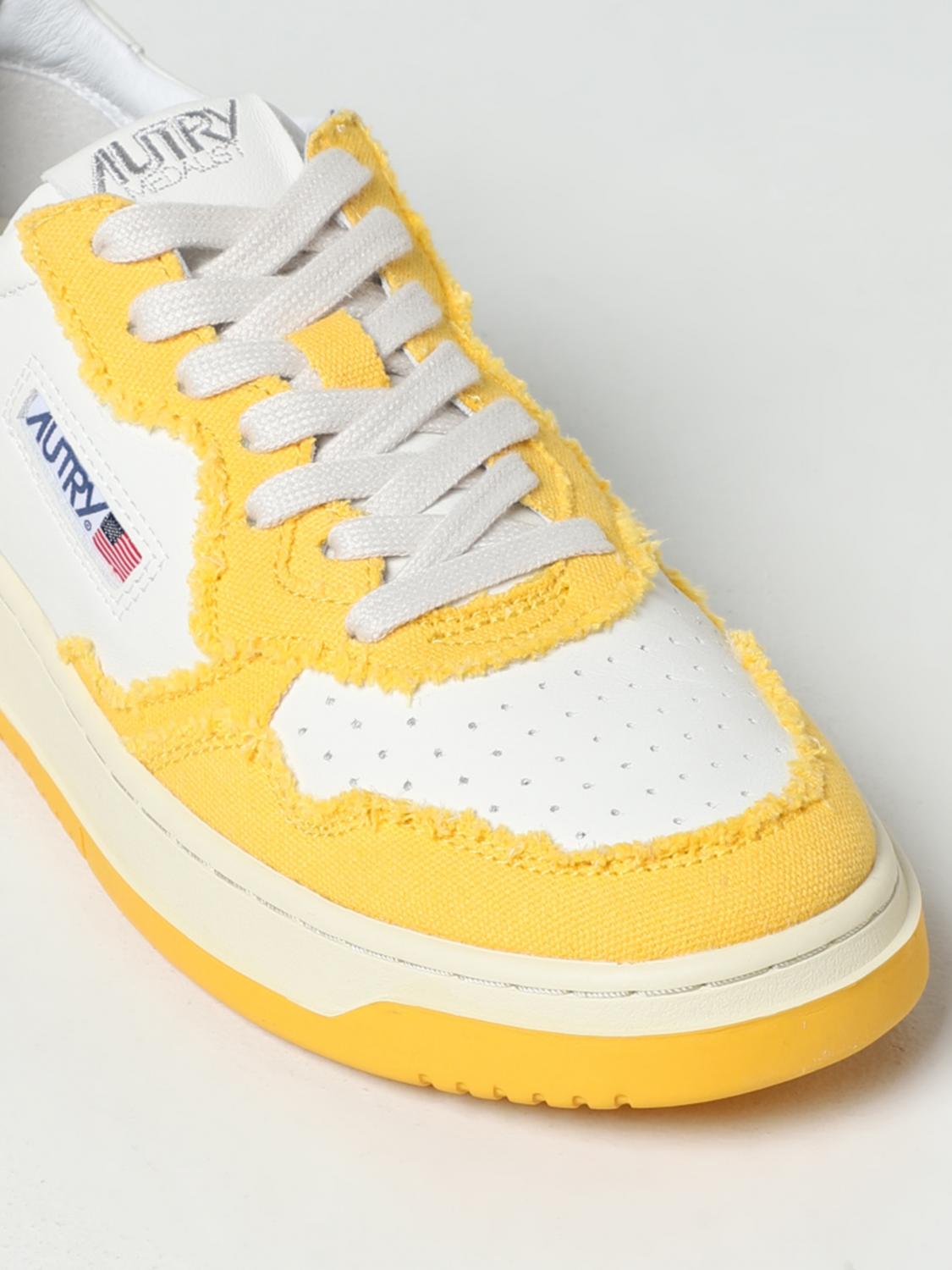 AUTRY: Medalist 01 sneakers in leather and cotton - Orange | Autry ...