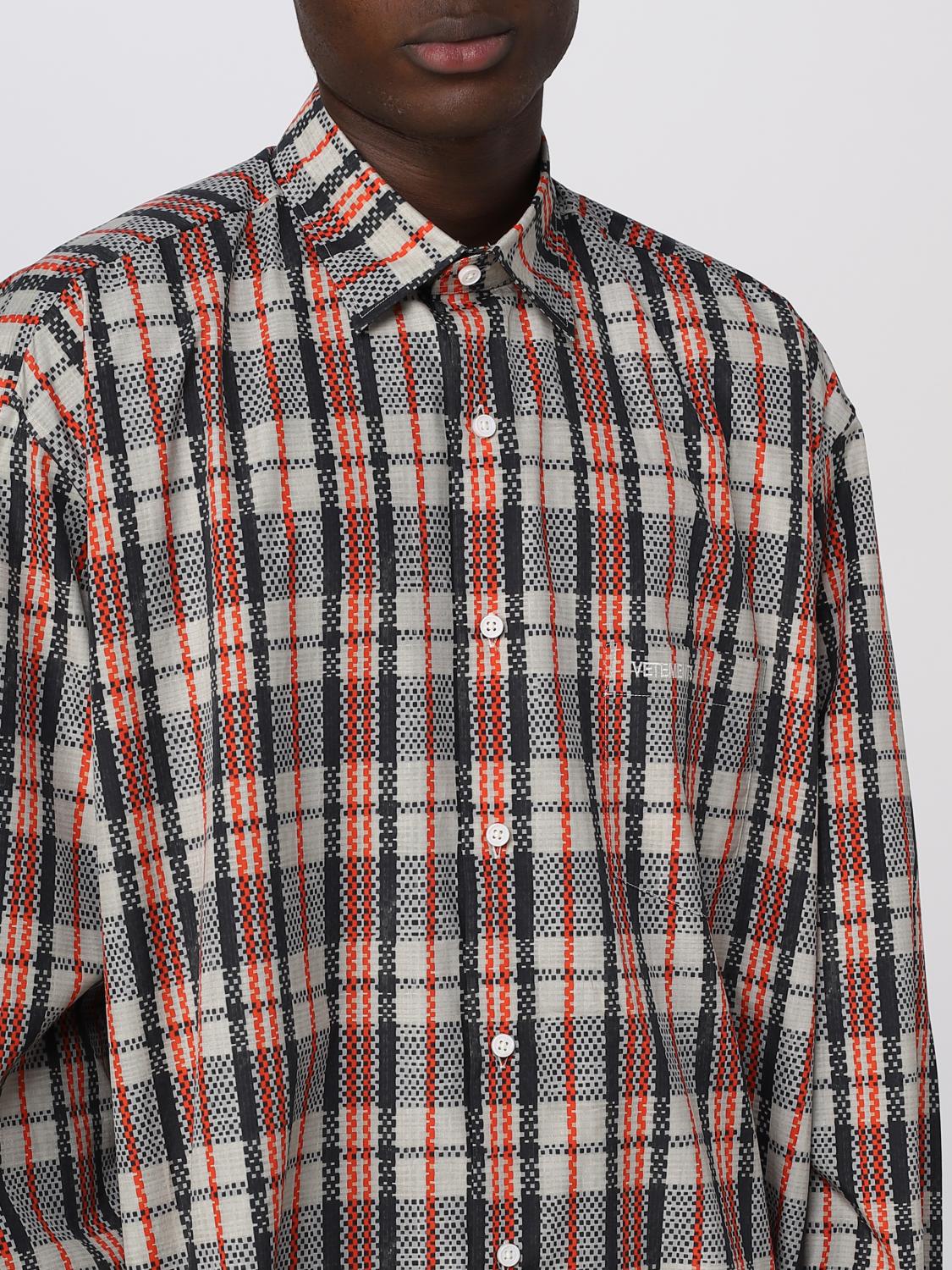 Vetements Outlet: Shirt men - Black | Vetements shirt UE63SH300B online ...