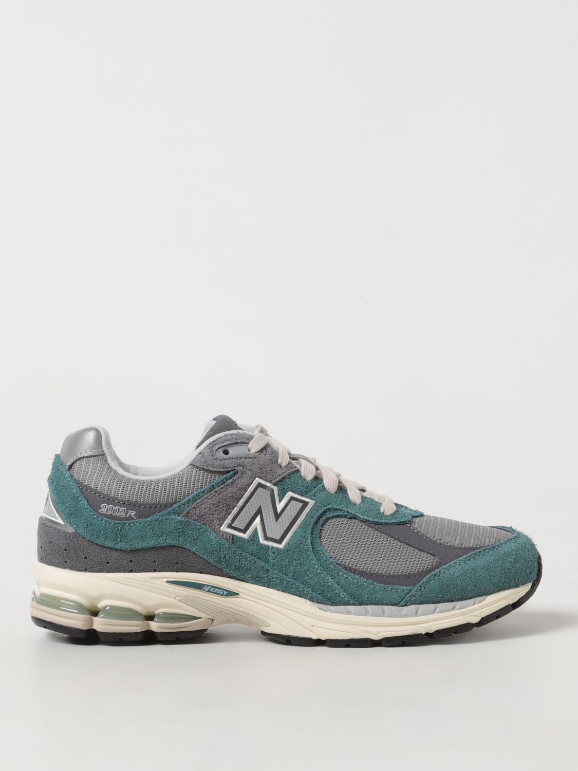 New Balance Sneakers men - Green | M2002REM | GIGLIO.COM
