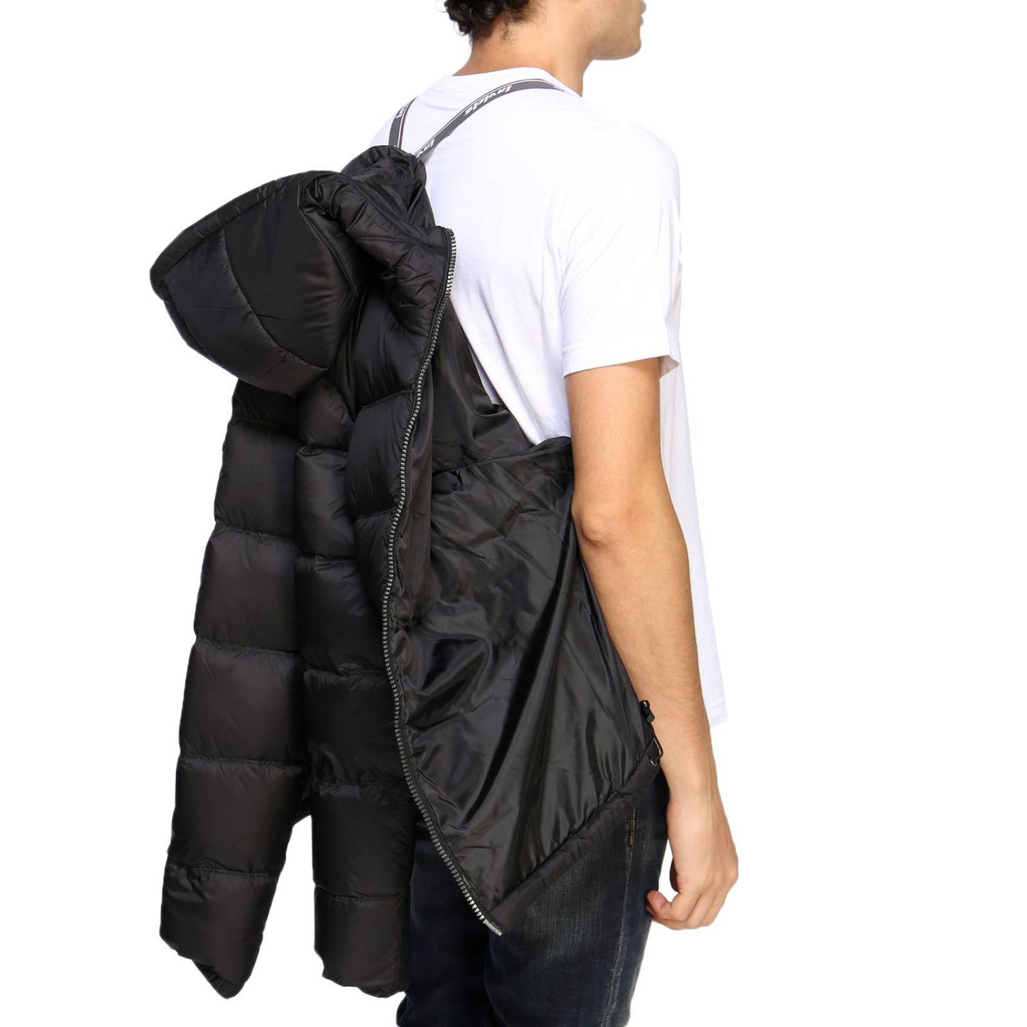 Invicta Outlet: Piumino in nylon impermeabile con cappuccio - Nero ... Invicta Outlet: Piumino in nylon impermeabile con cappuccio - Nero ...
