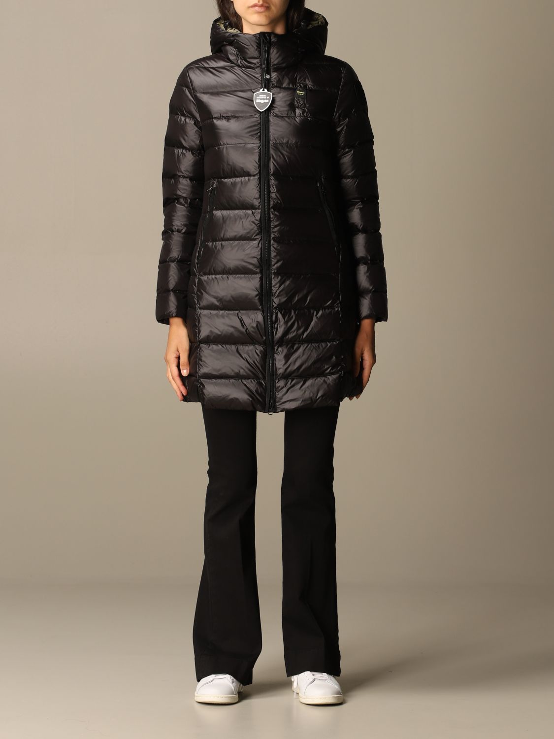 BLAUER: Piumino light lungo in nylon semi lucido con cappuccio - Nero ... BLAUER: Piumino light lungo in nylon semi lucido con cappuccio - Nero ...