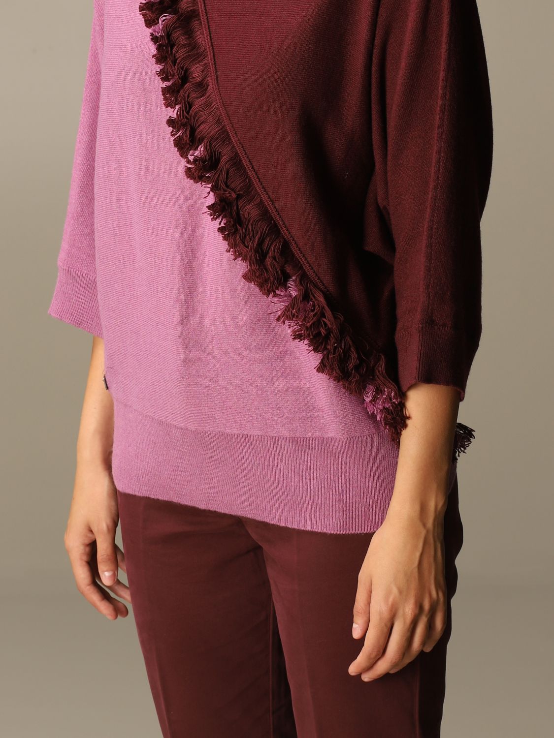 Manila Grace Outlet: bicolor turtleneck with fringes - Burgundy ...