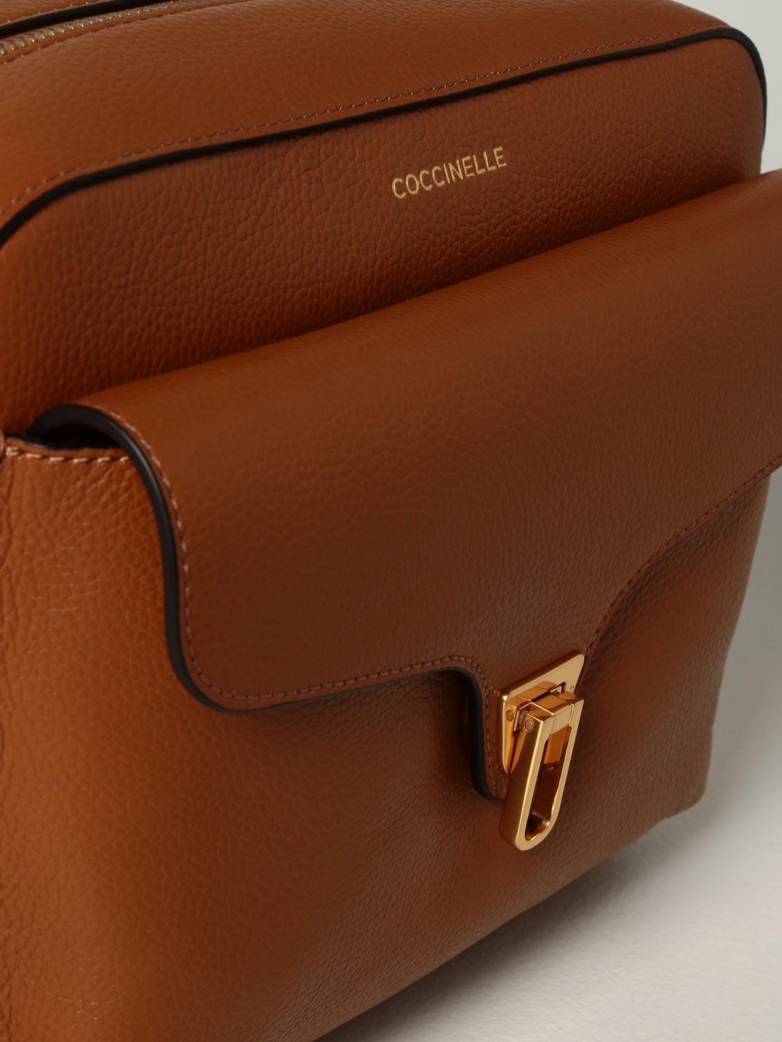 COCCINELLE: Borsa Beat in pelle a grana | Borse A Tracolla Coccinelle ...