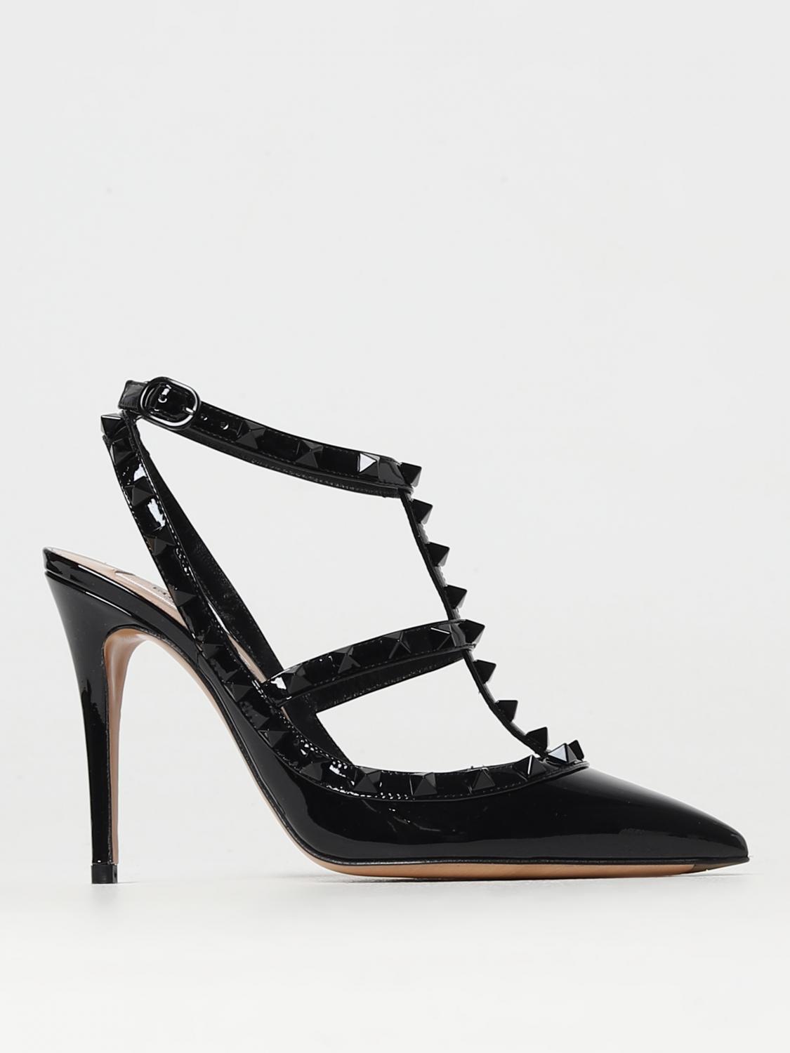 VALENTINO GARAVANI: Rockstud pumps in patent leather - Black ...